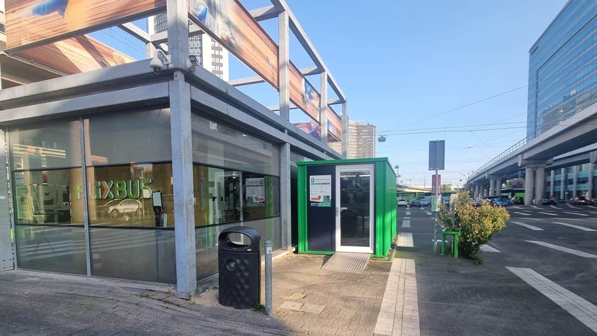 Lockerpoint Luggage Storage Sloterdijk • Luggage Lockers at Station ...